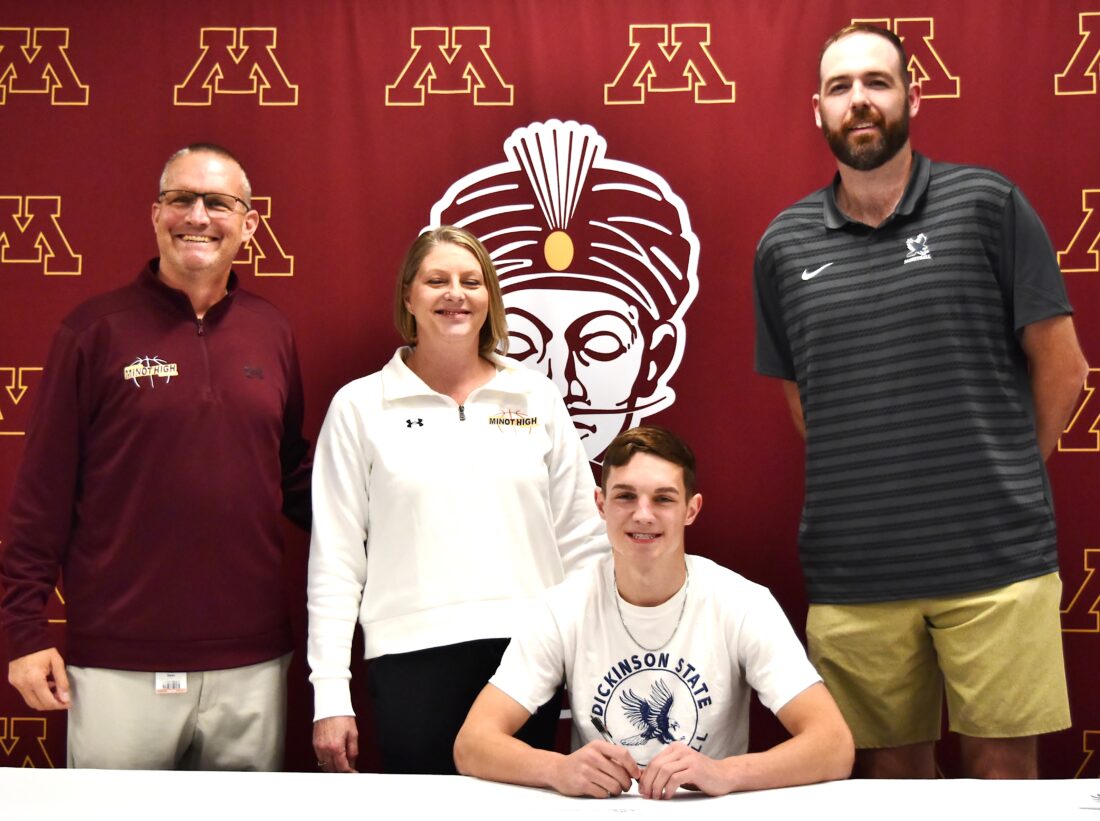 Minot High senior signs Letter of Intent with DSU | News, Sports, Jobs ...